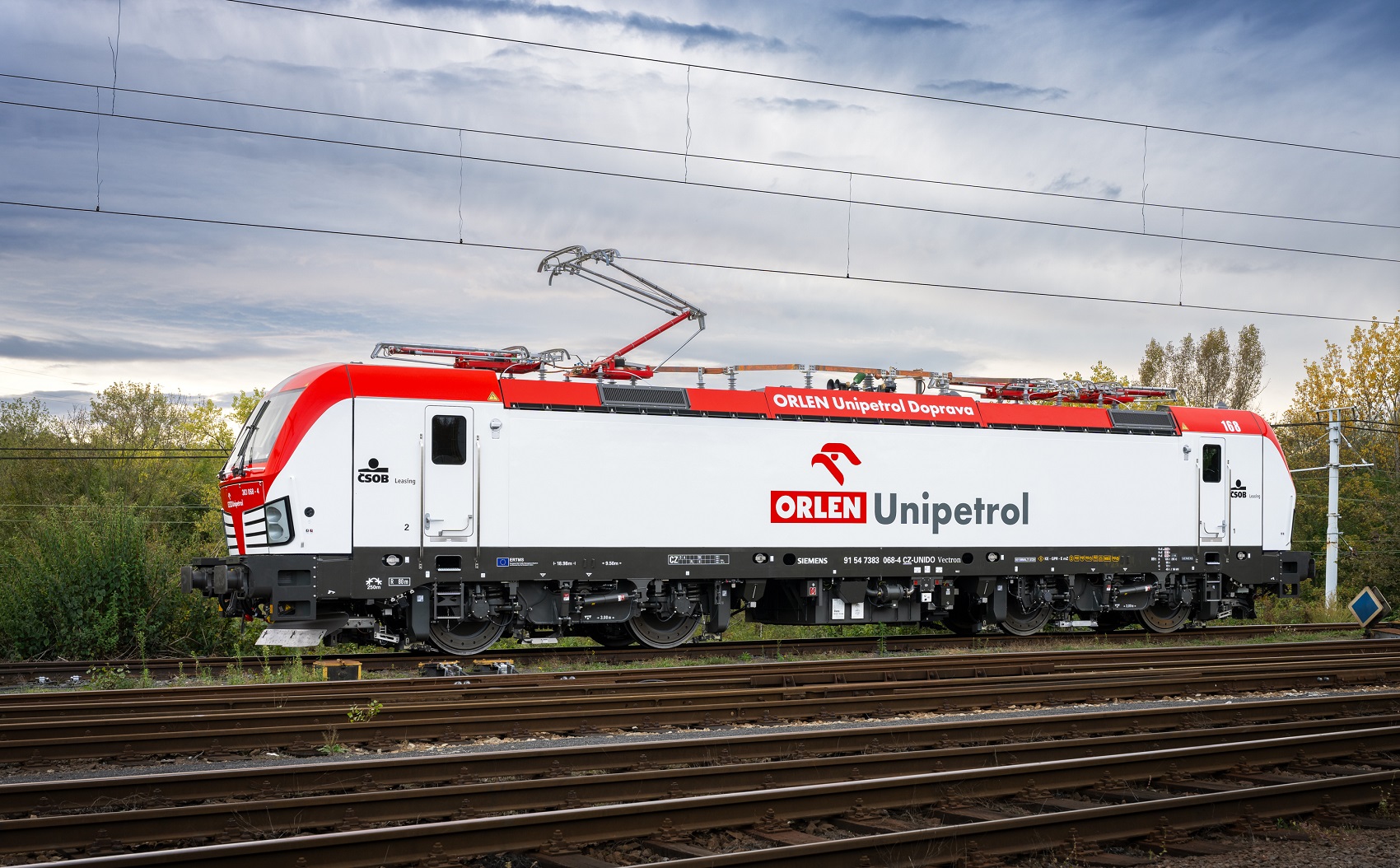 ZAJÍMAVOST: ORLEN Unipetrol Doprava zařadil do své flotily osmou lokomotivu Siemens Vectron